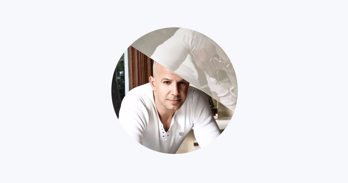 ‎Roberto Vazquez - Apple Music
