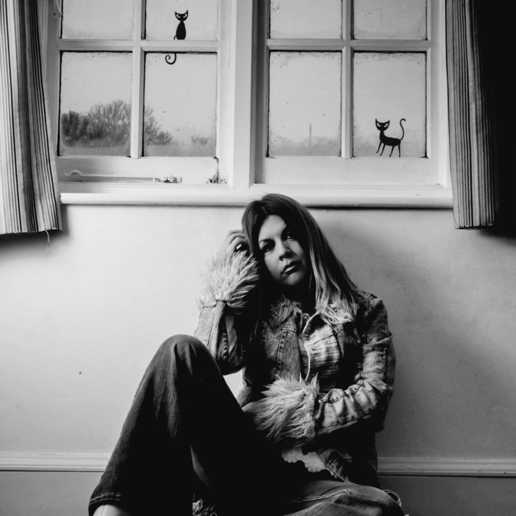 HELENA MACE songs and albums | full Official Chart history