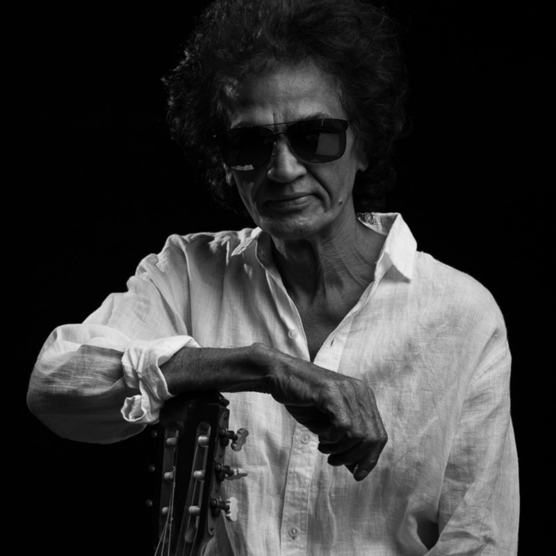 Ananthayata Yanawamai - Senaka Batagoda: Song Lyrics, Music Videos ...