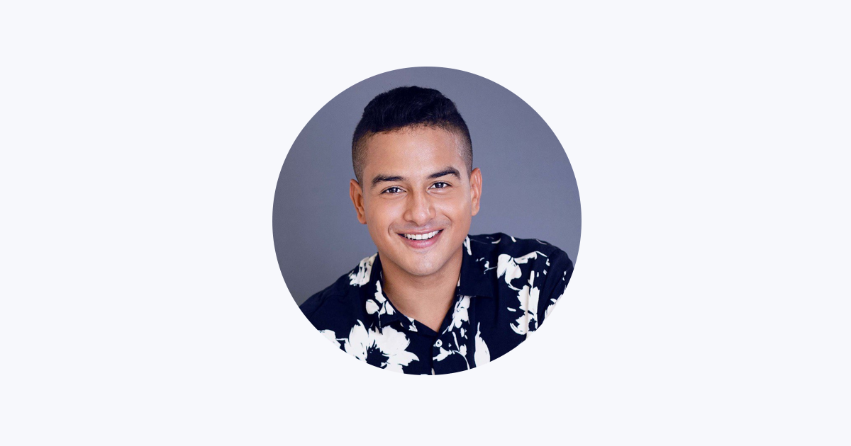 ‎Iván Ballesteros en Apple Music