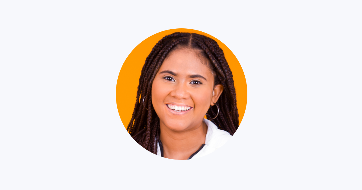 ‎Lizzy Parra en Apple Music