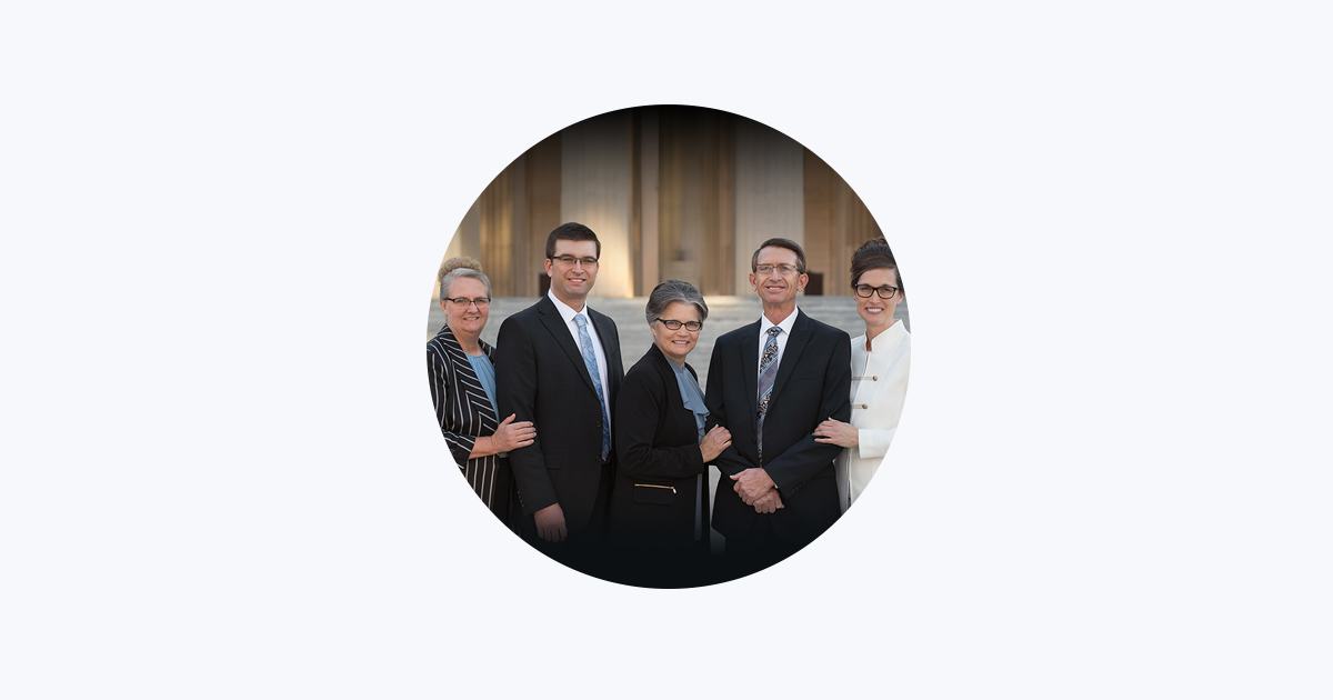 ‎The Blythe Family - Apple Music