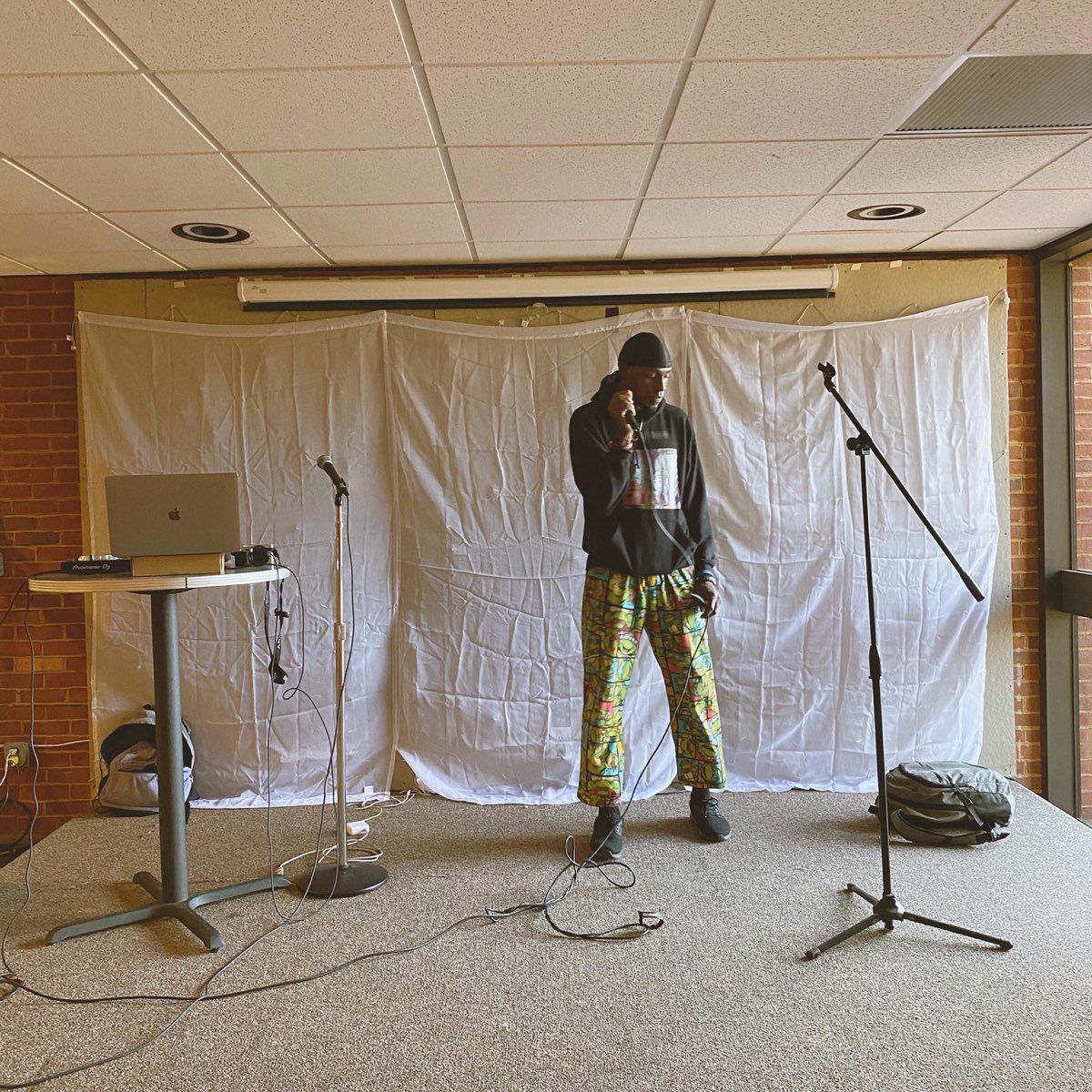 ‎To Whom It May Concern - Single - Album by Shno Xavier - Apple Music