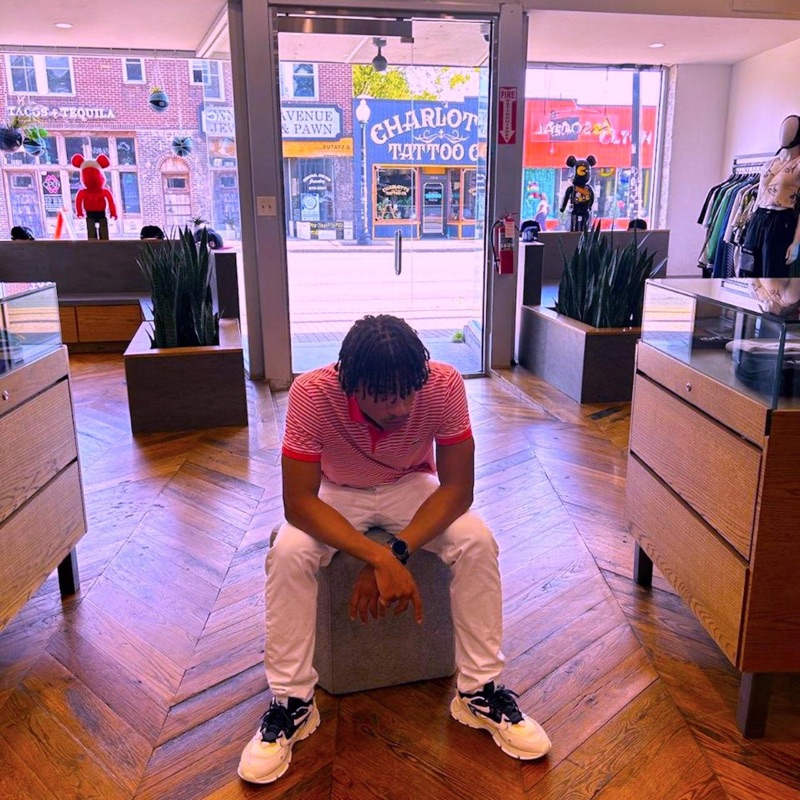 Run Away - DaVinSkea: Song Lyrics, Music Videos & Concerts