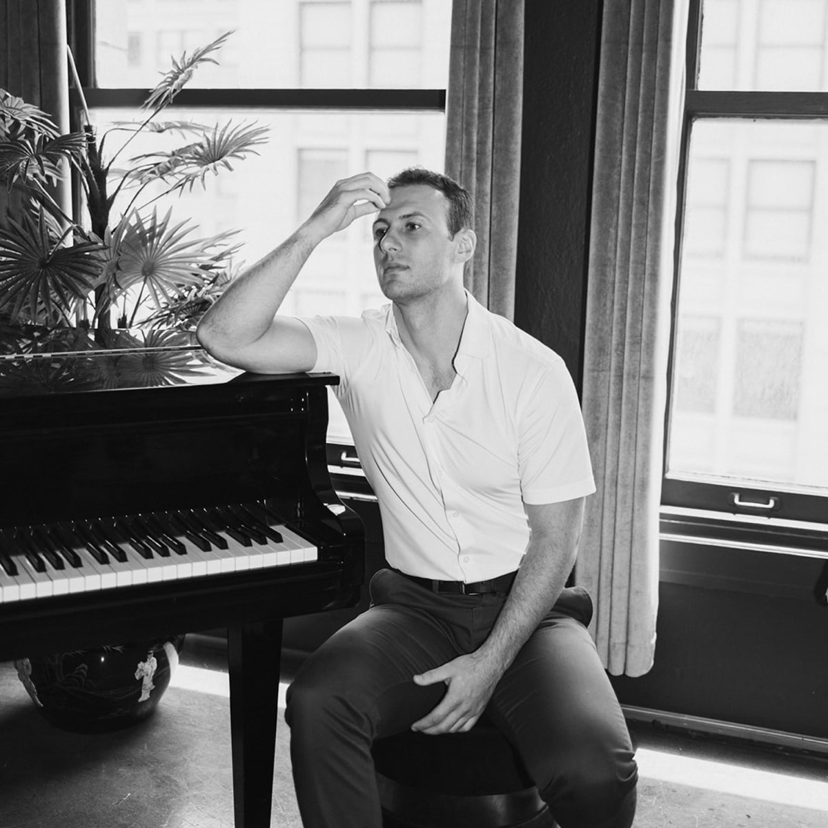 ‎Альбом «Candlelight - Single» (Austin Farwell) в Apple Music