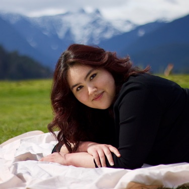 Selena Adams: canciones, entradas para conciertos y vídeos