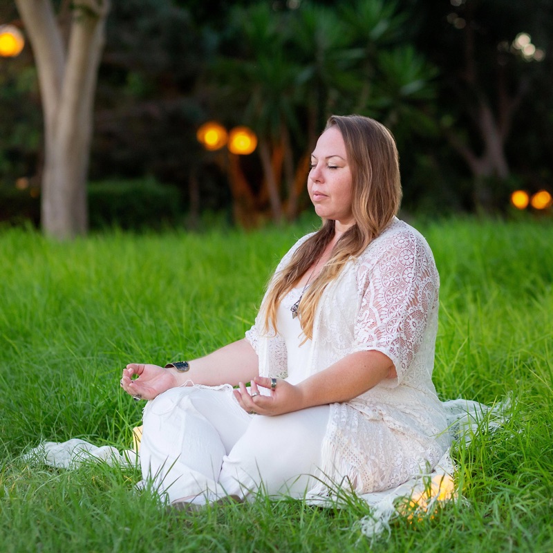 חיבור למדריך הרוחני - Yael Tzur: Song Lyrics, Music Videos & Concerts