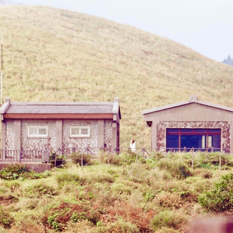 第二趟班機 - rowena: Song Lyrics, Music Videos & Concerts