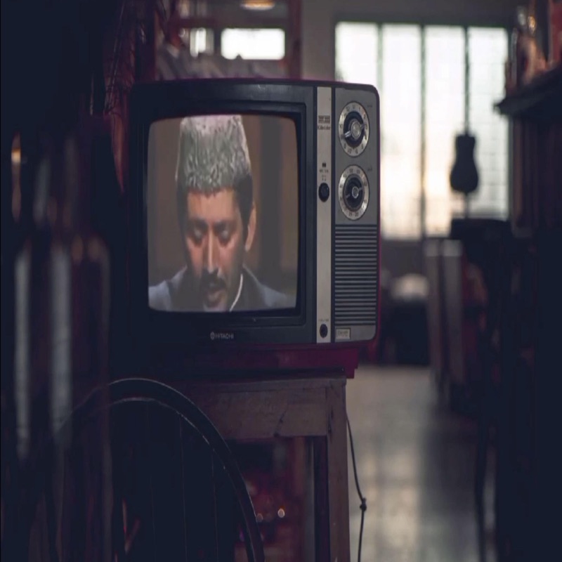 Faslon Ko Takaluf Hay Ham Se Agar - ইচ্ছেমতি: Song Lyrics, Music Videos ...