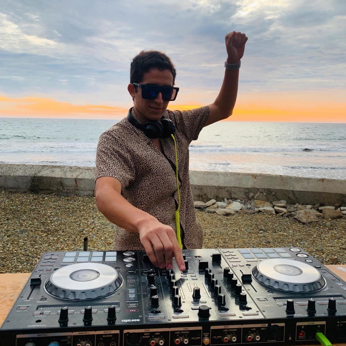 ‎Reggaeton Old School de Dj Rafael Paredes en Apple Music