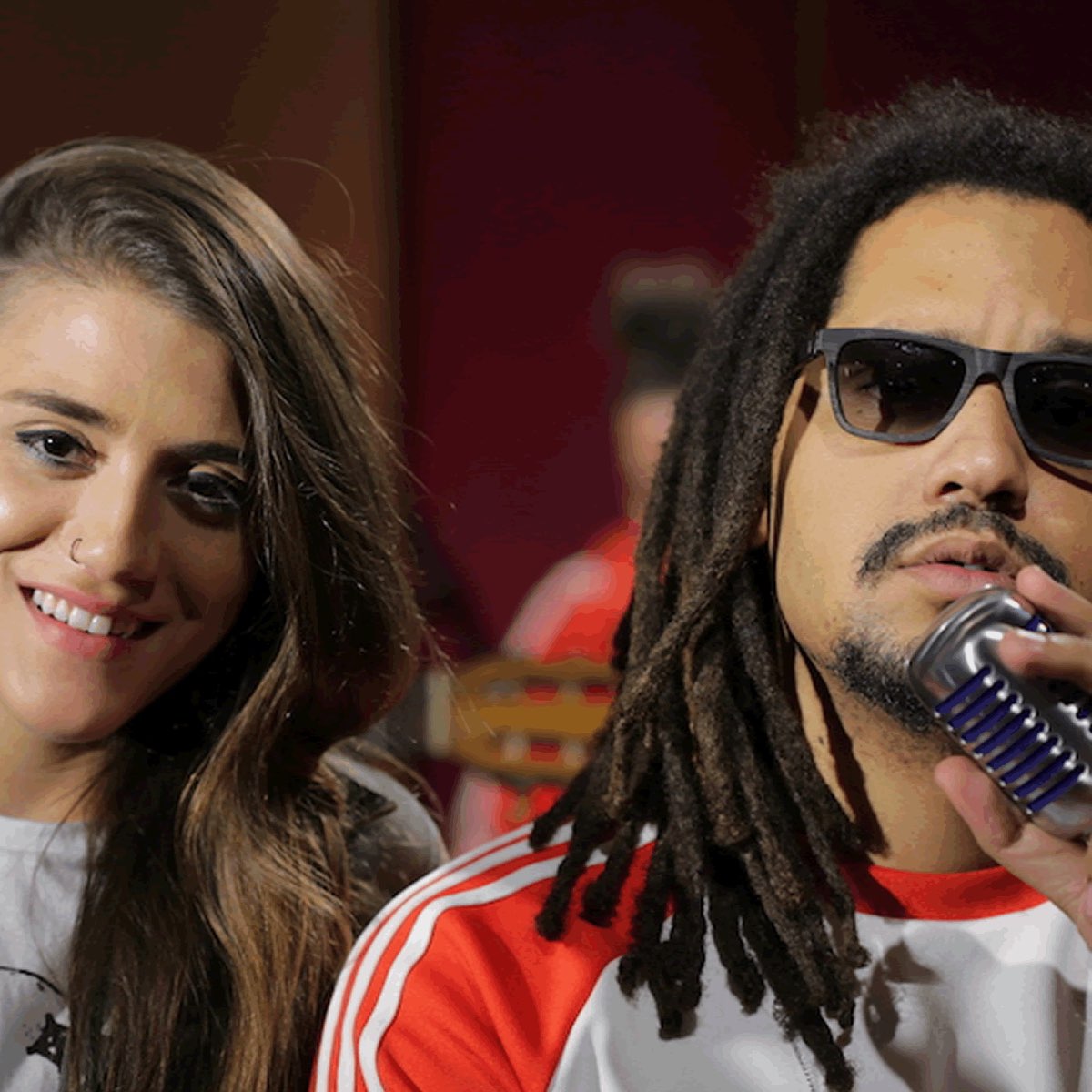 ‎No Mundo da Lua / Abraço (feat. Cynthia Luz) - Single — álbum de Froid ...