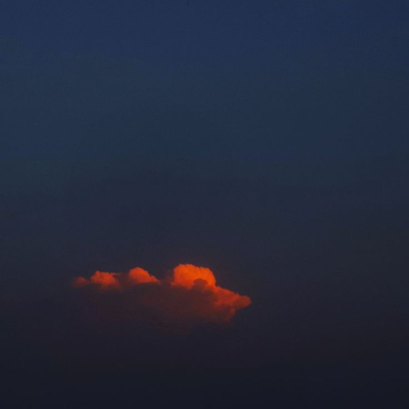 Aesthetic - T I H H & dark ambient: Song Lyrics, Music Videos & Concerts