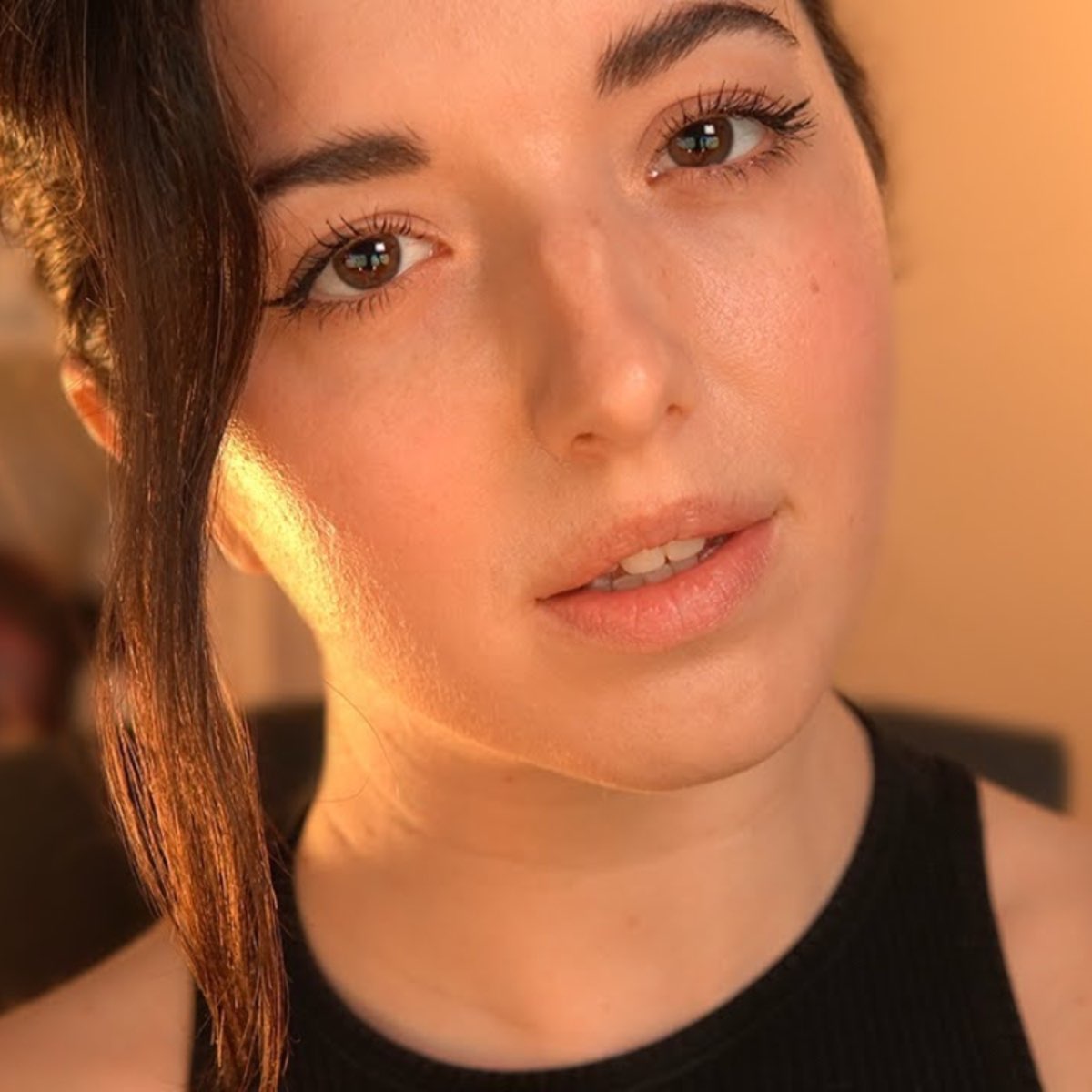 ‎asmr Up Close Personal Attention With Affirmations And Face Touching