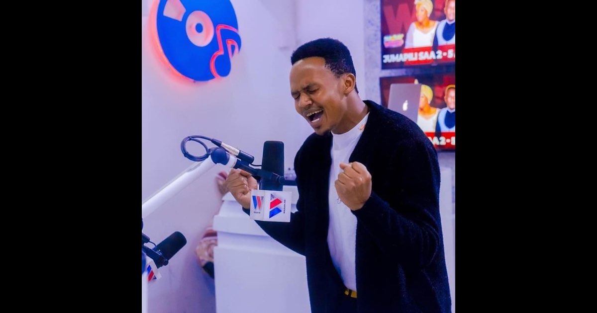 ‎Nitaamini by Voice of hope band - Single - Album by Emanuel Nicarios ...