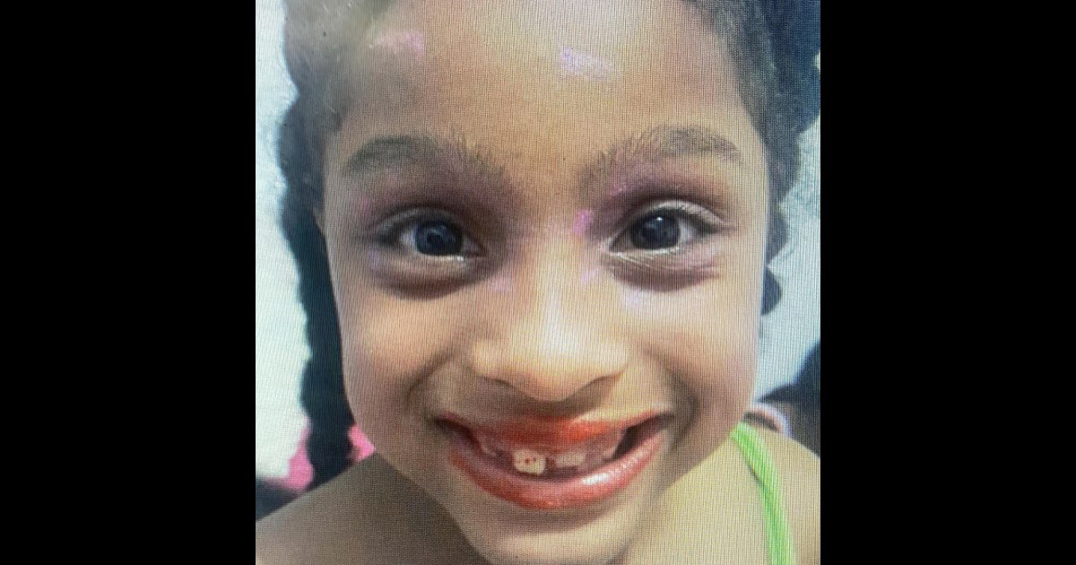 ‎Luxury - Single - Album by moñoñaband - Apple Music