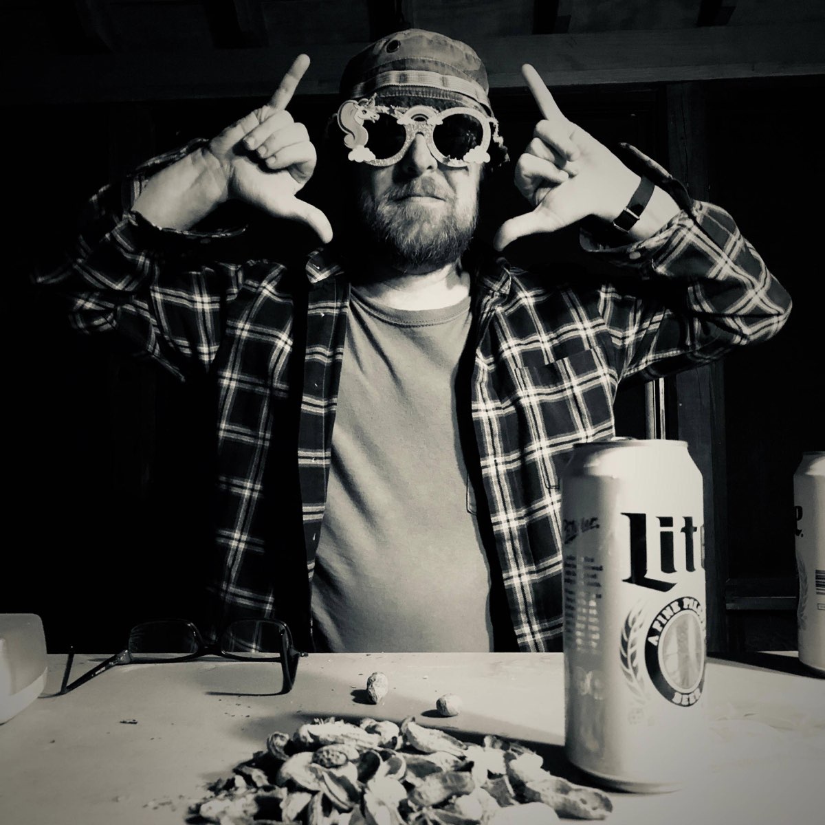 ‎Rickety Old Stool - Album by Bill Bryson - Apple Music