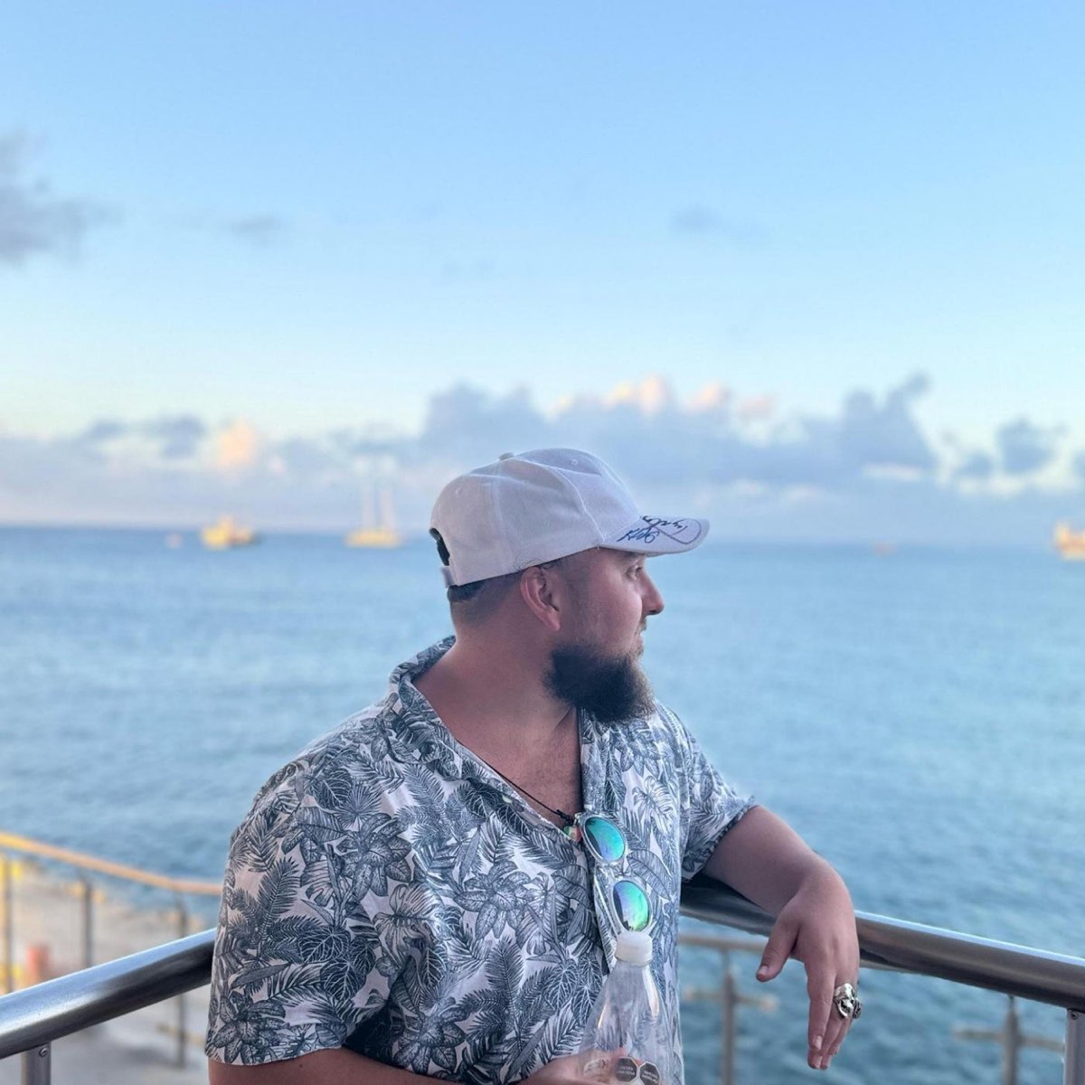 ‎These beautiful things that I've got (Please Stay) - Single - Album by ...