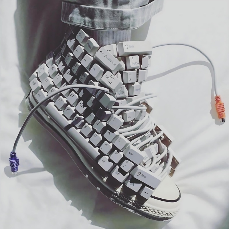 Line Em Up (feat. Lil Haze) - Loony T: Song Lyrics, Music Videos & Concerts