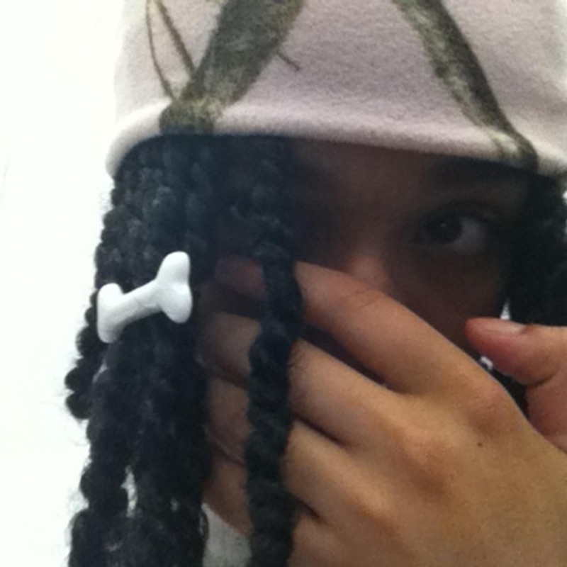 Hit My Stain - yuke: Song Lyrics, Music Videos & Concerts