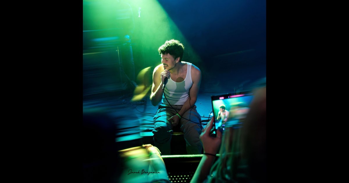 ‎Beauty In The Hurting - Single - Album by Jared Benjamin - Apple Music