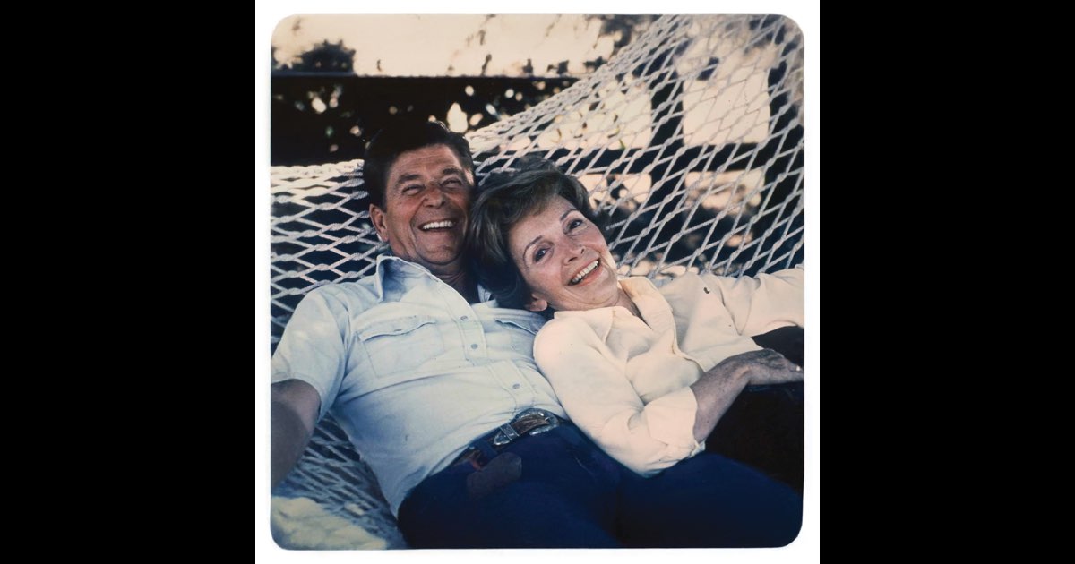 ‎Mom & Dad - Album by Apathy - Apple Music