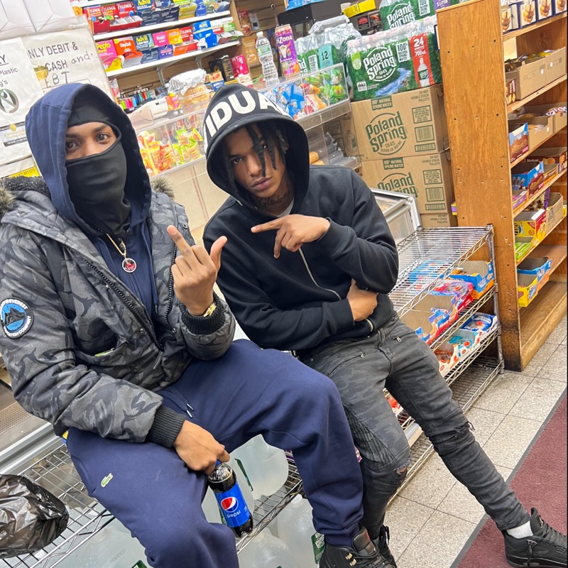 La Conect Soy Yo - Lil Ghetto WGG: Song Lyrics, Music Videos & Concerts