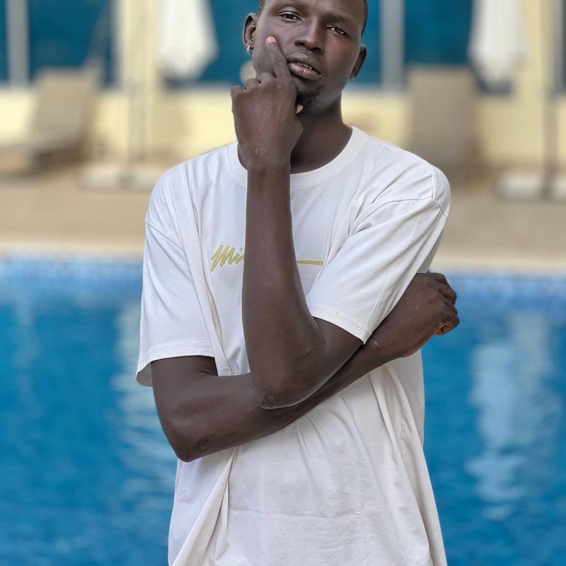 weu Ku mur - Bro Winner: Song Lyrics, Music Videos & Concerts