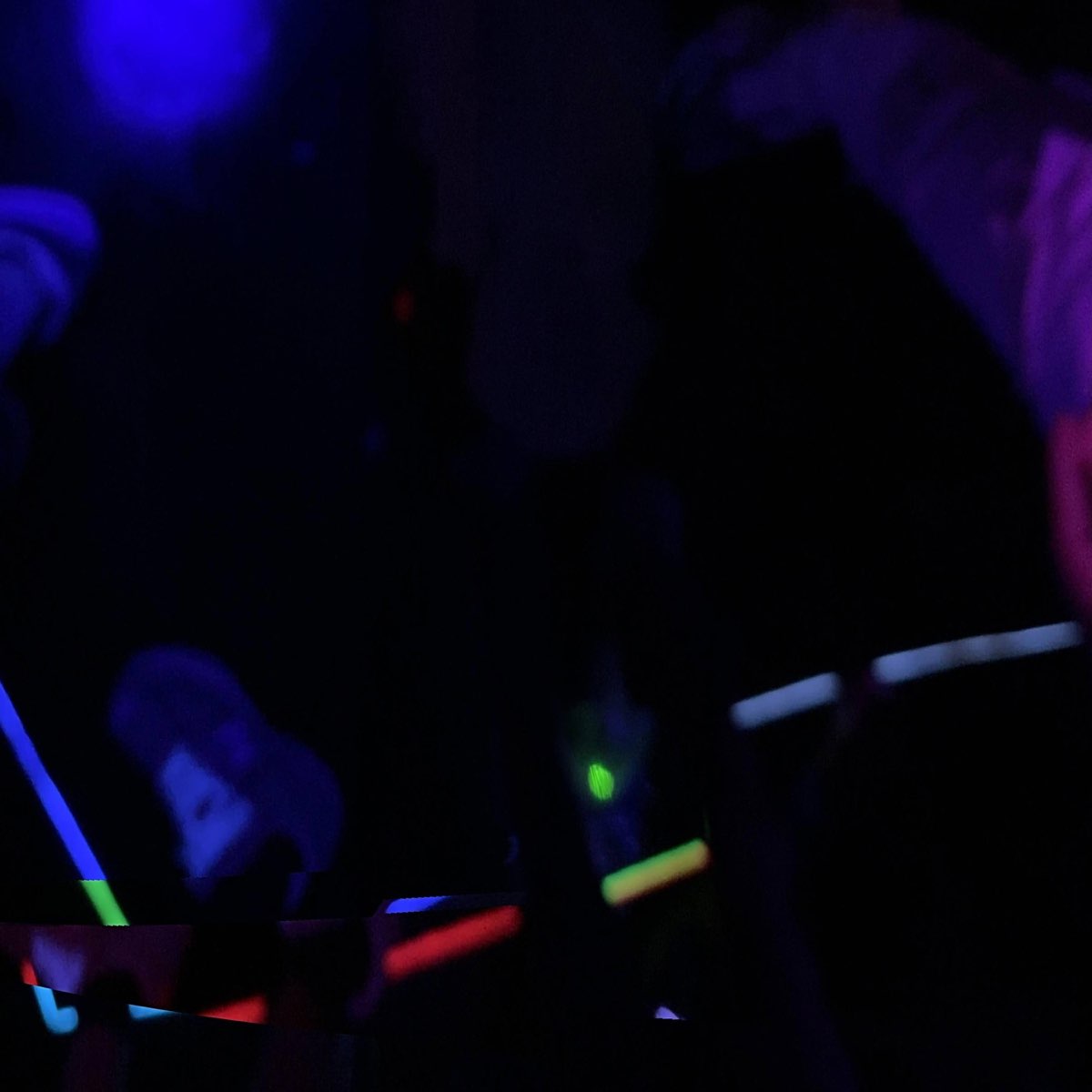 ‎Bank Bros - Single - Album by IZHXNCHO - Apple Music