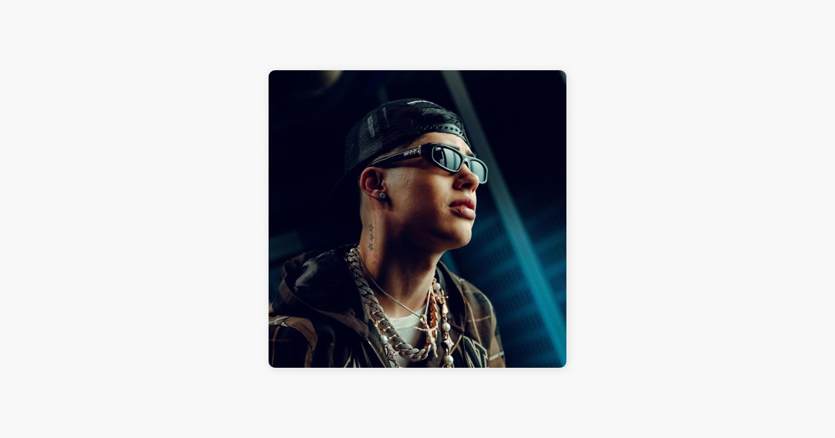 Chica Galactica (Instrumental) - Single” álbum de Young Flame Beatz en ...