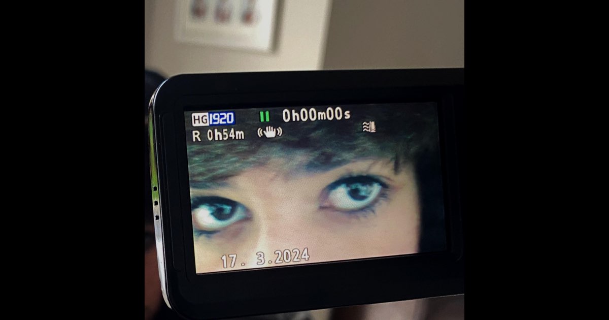 ‎strangers (feat. melodybloom) - Single - Album by proderics - Apple Music