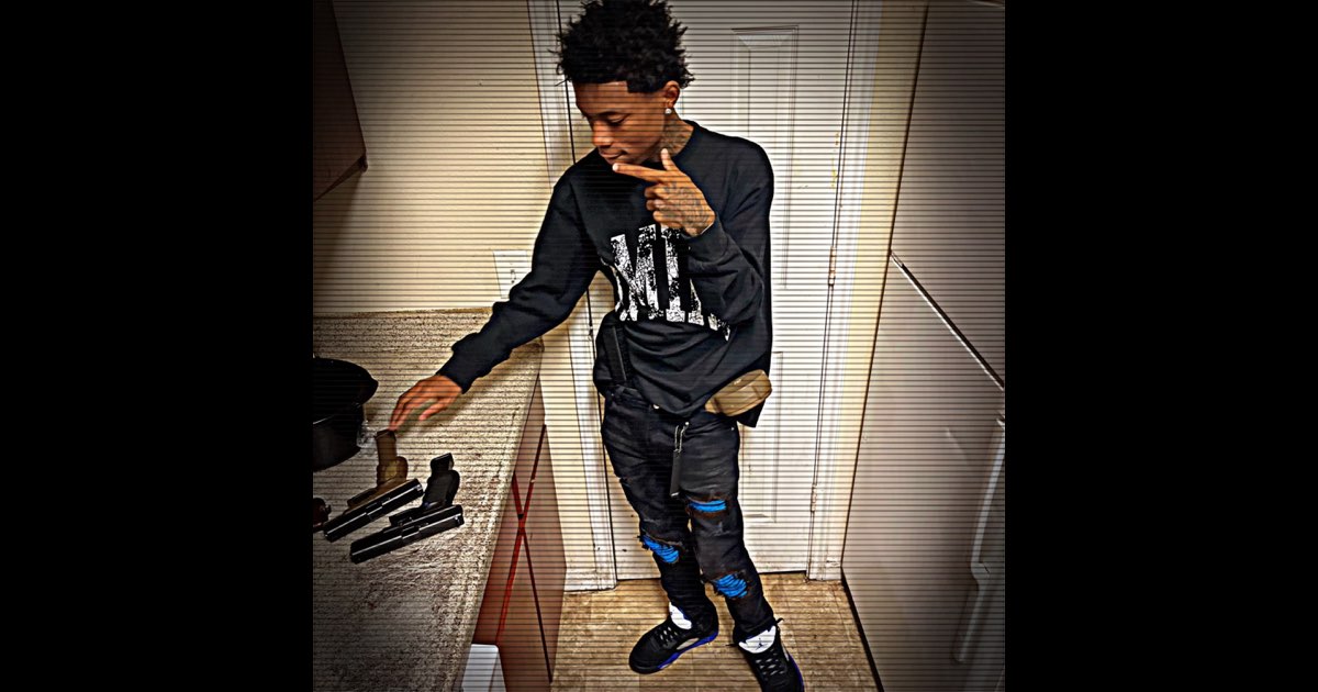 ‎No Buttonz - Single - Album by Ceo Guccii - Apple Music