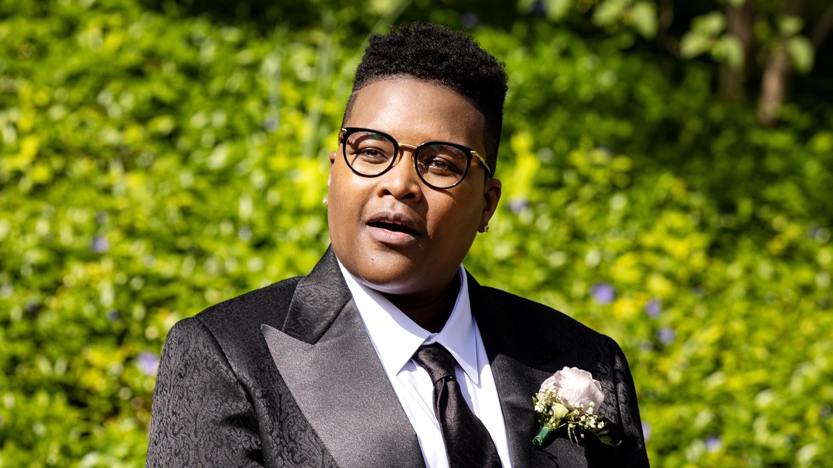 Dead Momma Episode - Pause With Sam Jay (Series 2, Episode 8) - Apple ...