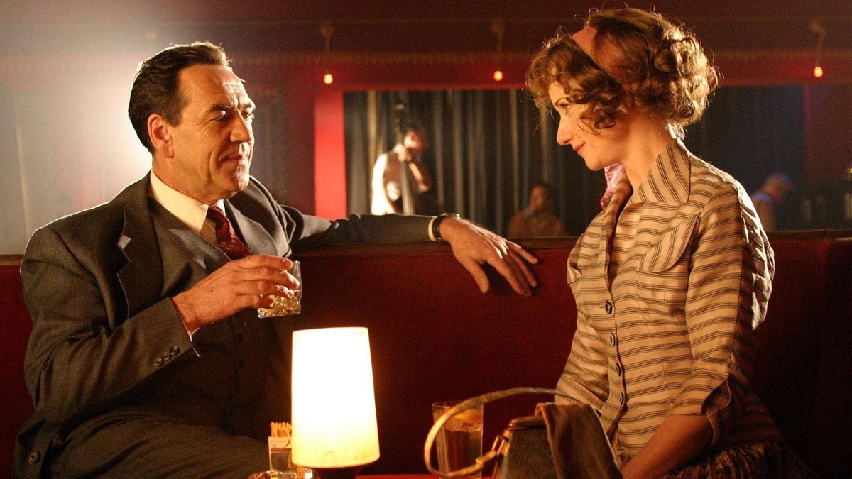 Strangling Scene Inglourious Basterds