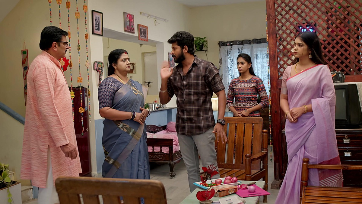 Balu's Smart Move - Gunde Ninda Gudi Gantalu (Season 1, Episode 72 ...