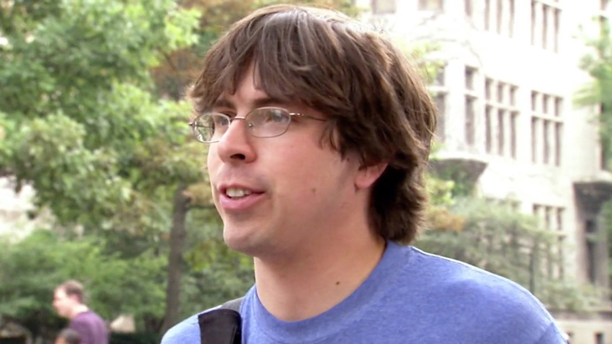 Fake Credentials, Fake Certificates of Deposit – Fraud Squad TV (Season ...