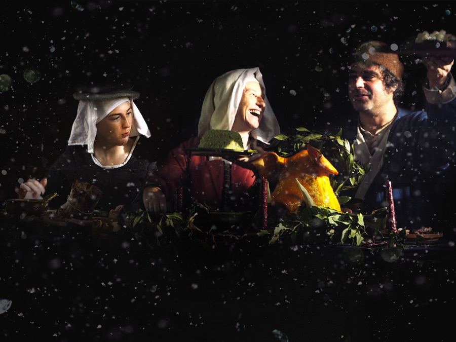 Tudor Monastery Farm at Christmas - Apple TV