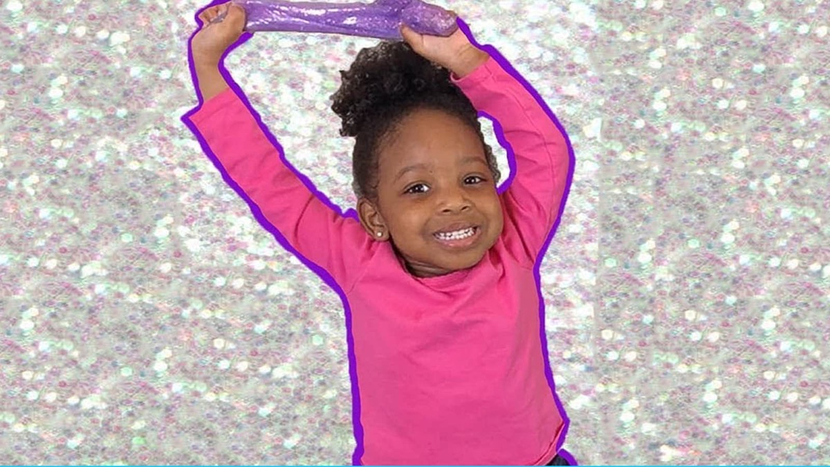 Kyraboo Makes Slime With a Cousin! - Kamdenboy & Kyraboo (Season 1 ...