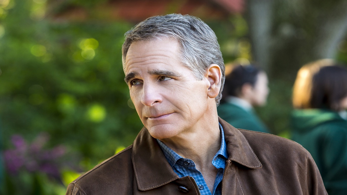 ‎Tierra de Nadie - NCIS: New Orleans (temporada 2, episodio 15) - Apple ...