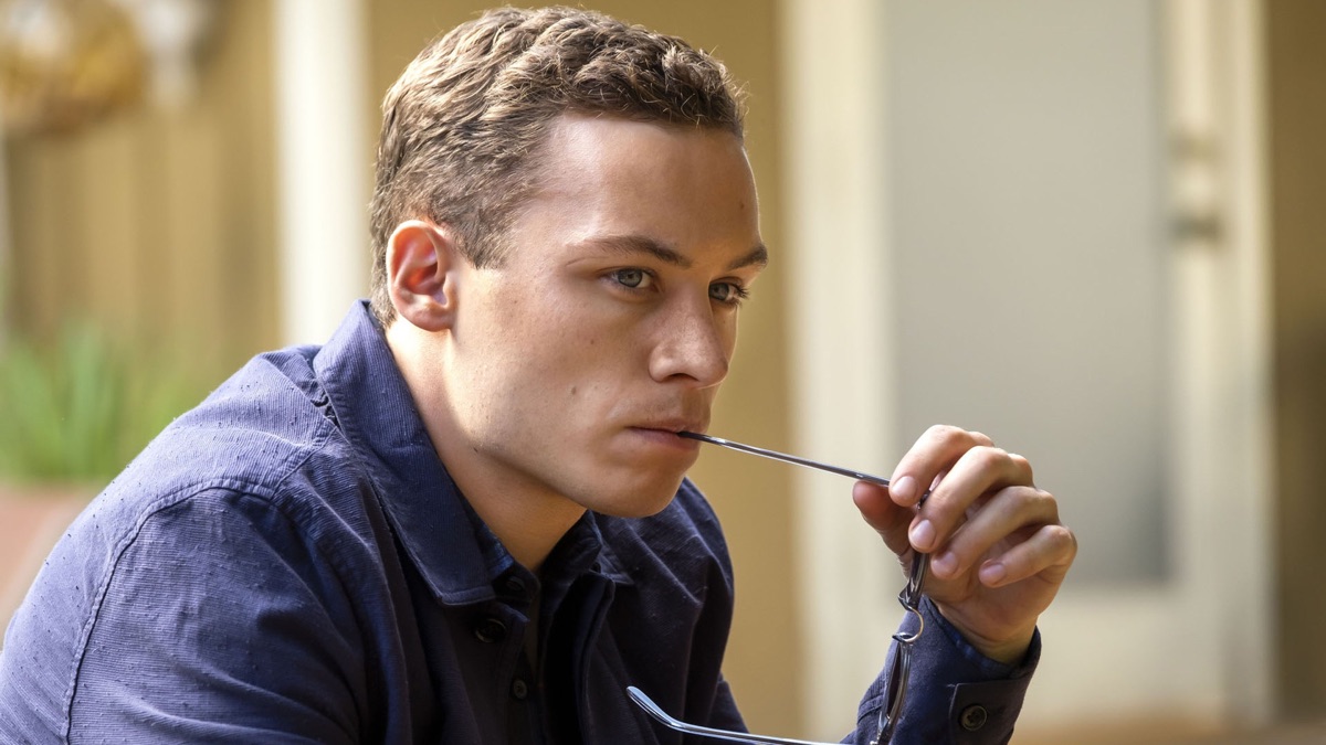 Smurf - Animal Kingdom (Series 4, Episode 13) - Apple TV (UK)