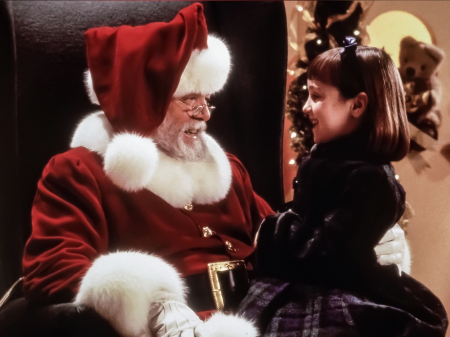Miracle on 34th Street - Apple TV (UA)