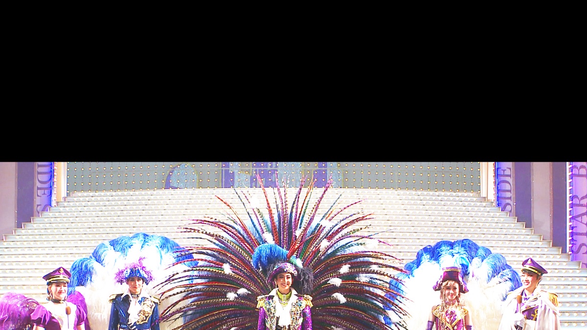 ‎TAKARAZUKA NEWS Pick Up #802 宙組宝塚大劇場公演 PRINCE OF LEGEND BAYSIDE STAR 突撃レポート ～2025年9月より～ - Apple TV