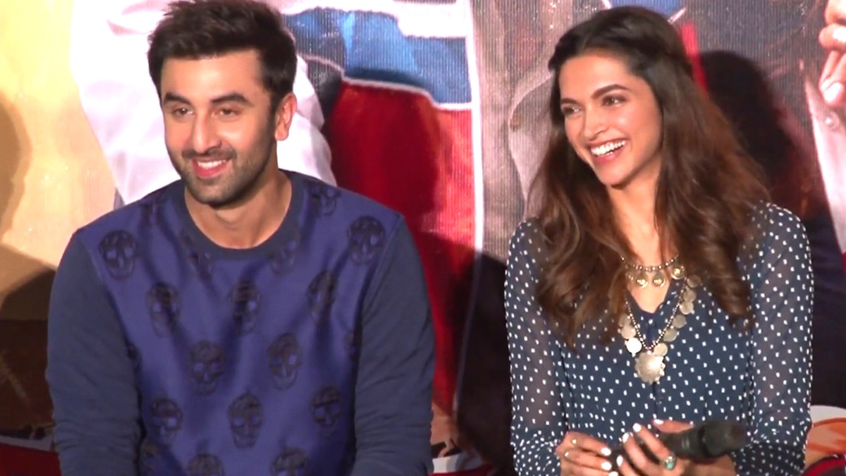 Ranbir Becomes 'Ved' At The Tamasha Trailer Launch - E Buzz - Apple TV
