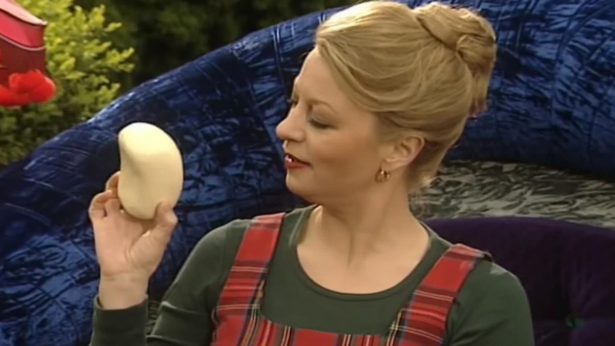 Funny Lady - Naughty Soap - Teletubbies (Original Series) (Series 2, Episode 95) - Apple TV (UK)