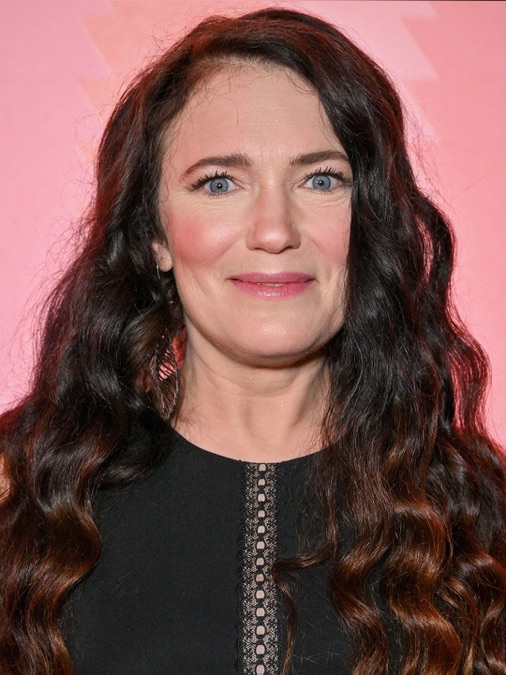 ‎April Mullen Movies and Shows – Apple TV