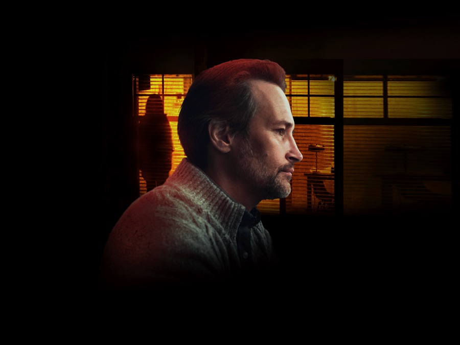 Deceitful Dating - Apple TV (CA)