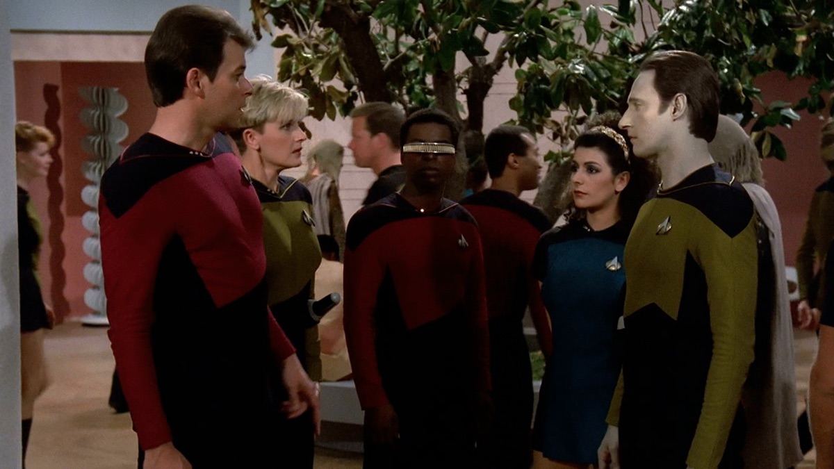 ‎Encounter at Farpoint – Star Trek: The Next Generation (Season 1 ...