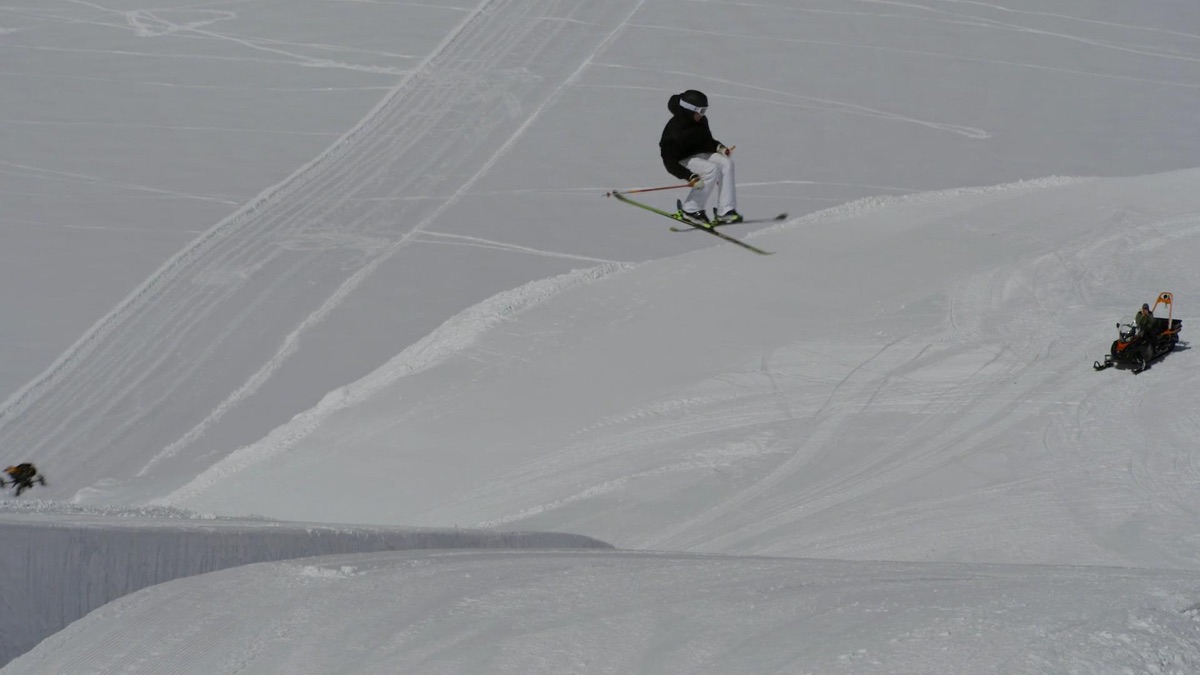 Martin Bochatay and Arthur Maneint - Capturing Winter - Apple TV