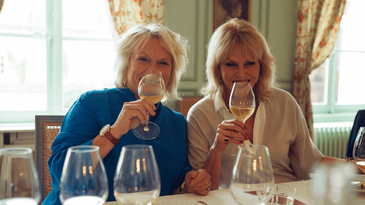 Jennifer and Joanna: Absolutely Champers - Jennifer and Joanna ...