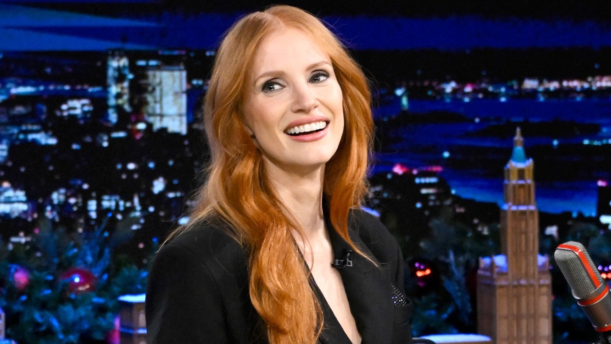 Jessica Chastain; Alanis Morissette; Ken Burns - The Tonight Show ...
