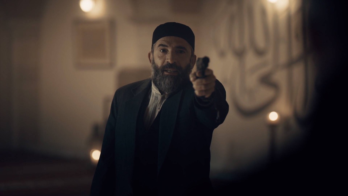 ‎Episode 30 - Worood Hamra - Red Roses (Series 2, Episode 30) - Apple ...